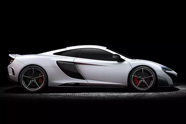 McLaren 675LT - Foto