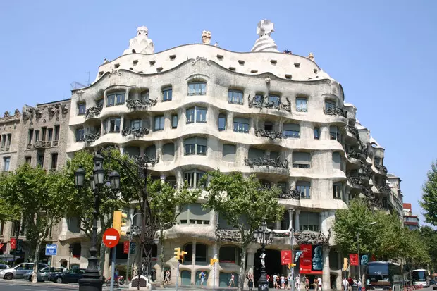 Foto №10 - Antonio Gaudi - In gekke arsjitekt dy't bewiisd hat dat hy gelyk hie