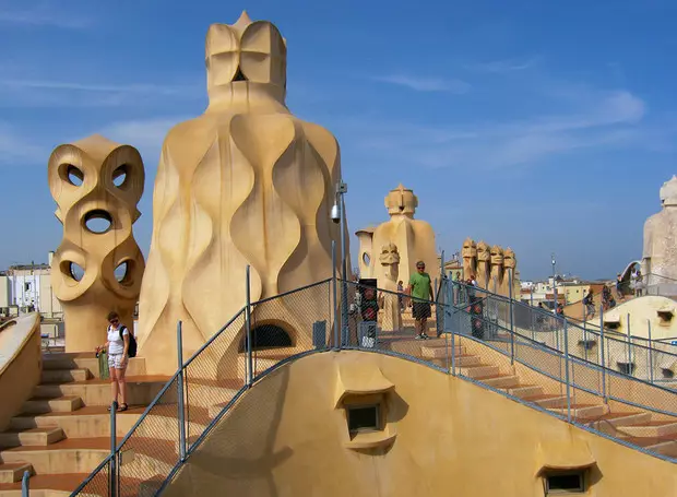 Photo №9 - Antonio Gaudi - yon achitèk fou ki te pwouve ke li te dwat