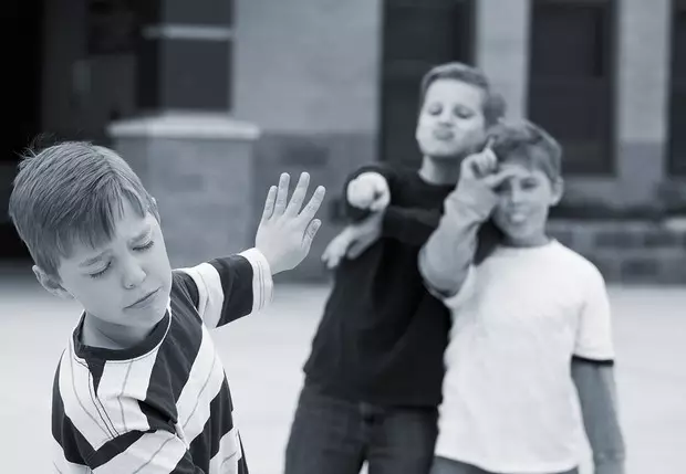 Fotografija №4 - Neka bulling bude teže! Zašto se ljudi vole ispaliti jedni drugima