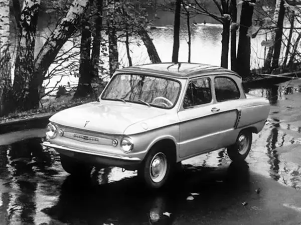 Limang soviet cars na maaaring iba-iba 101489_2