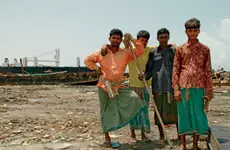 Tháo gỡ lớn trong Bangladesh nhỏ