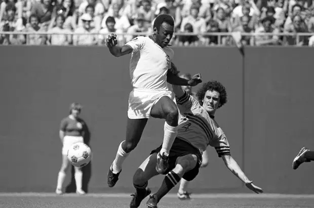 Photo №1 - 25 amazing facts about amazing pele