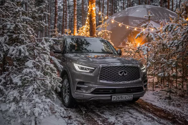 Picture №1 - Infiniti QX80: Időgép idő nélkül