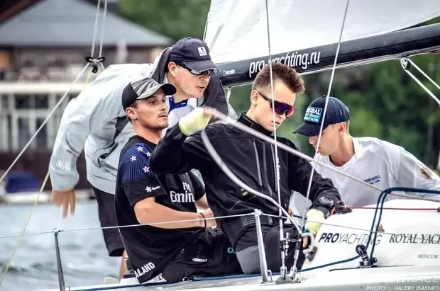 Kuva 3 - Menestys ja kutsumus purjeen alla: Venäjän Yachtsman Alexei Mashkina