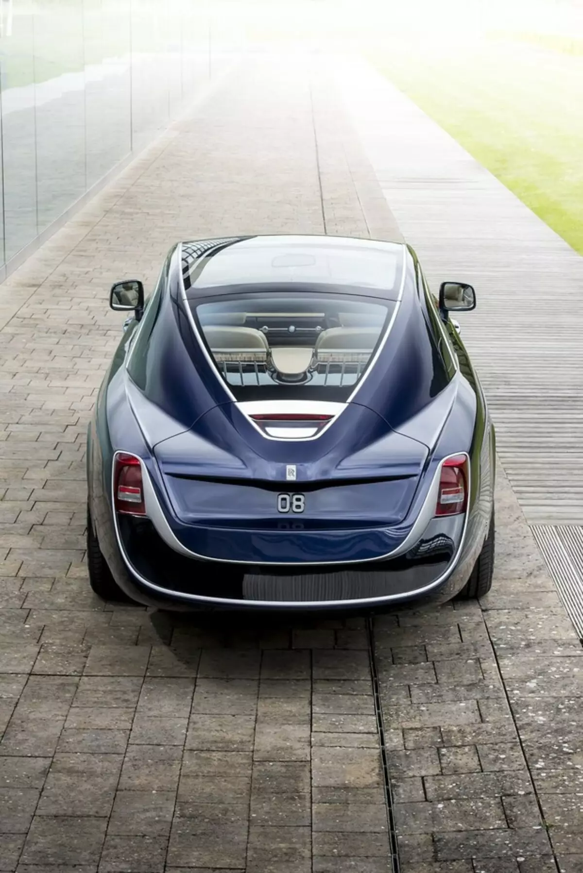 Ảnh số 3 - Rolls-Royce đắt nhất được xây dựng cho một nhà sưu tập bí ẩn