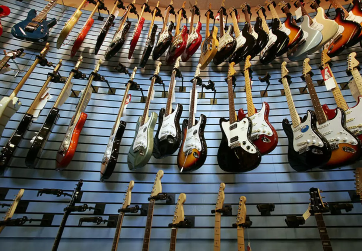Fotografija №1 - Rock and Roll umre ponovno: V zadnjih 10 letih so se kitare zmanjšale za tretjino