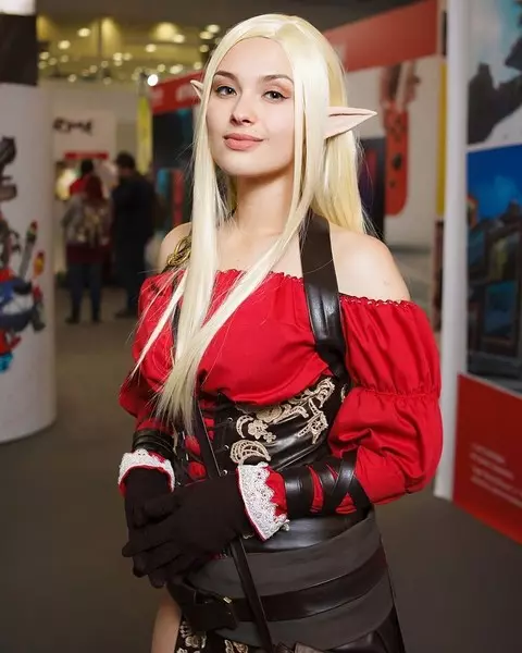 Cosplayers ខ្ពស់បំផុតចំនួន 25 រូបមកពីមហោស្រព 