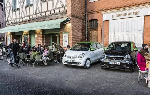 Fotografija №22 - Kako je pametan električni pogon pogodio Wizlist Maxim Automobile urednik?