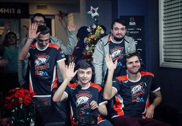 Picha Nambari 1 - Krismasi Dota 2: Virtus.Pro - Mabingwa Mkutano wa 8