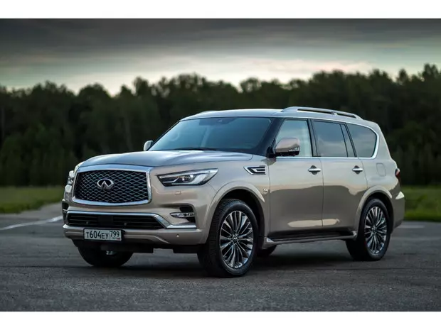 Número de fotos 2 - INFINITI QX80: Os suplementos non necesitan