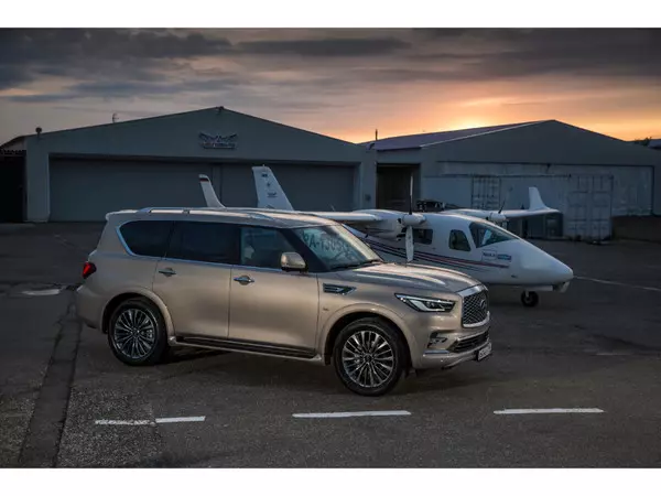 Infiniti QX80: Kosttilskudd trenger ikke 128876_67