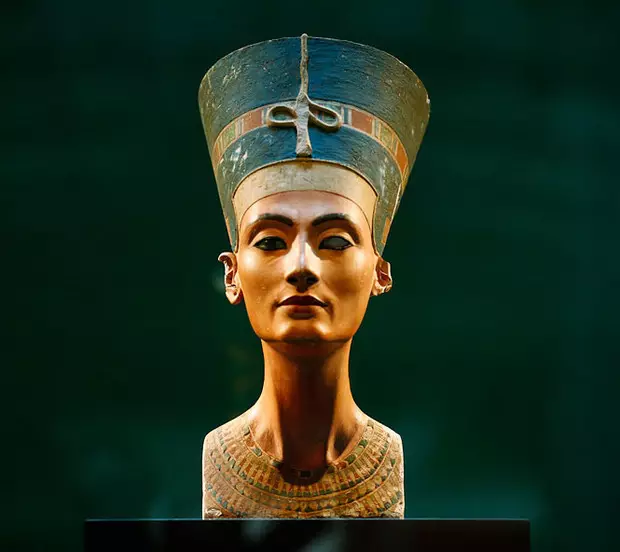 Nefertiti.