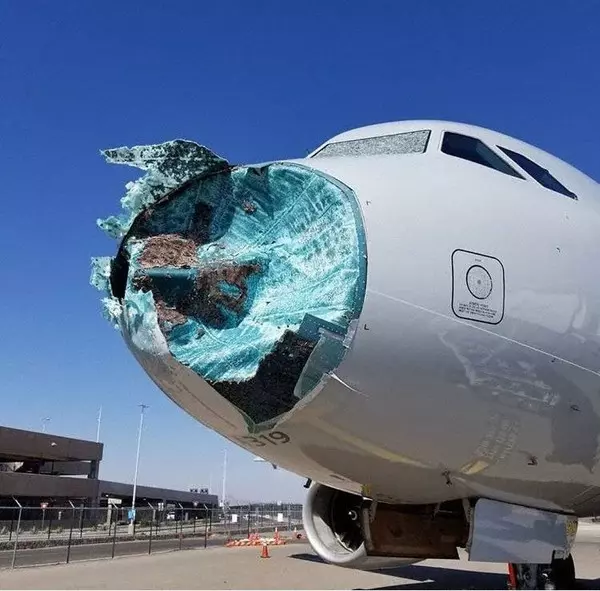 Kisah Satu Foto: Airplane Hit Under GRAD, Jun 2018 134835_2