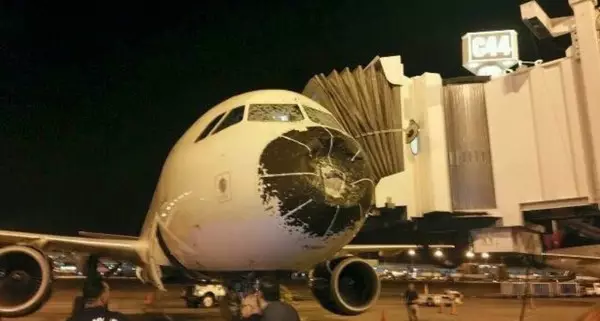 Storia di una foto: Airplane ha colpito sotto Grad, giugno 2018 134835_4