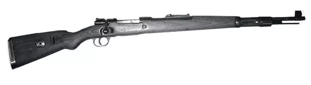 Mauser 98K tüfəngi və karbonu qəbul edilir - alman əsgərləri 1945-ci ilə qədər mübarizə apardı.