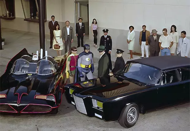 Foto №1 - Bruce Lee bi Batman Sample 1966 re hevdîtin dike (wêne û vîdyoyê)