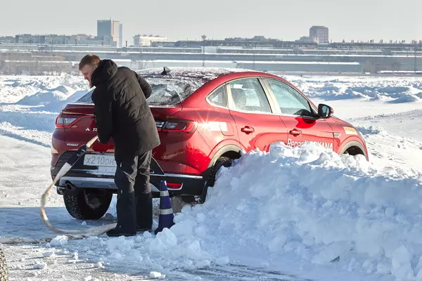 Winterspeletjies met Renault Arkana 145442_40