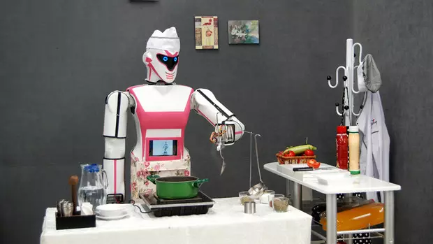 Nuotrauka №2 - Turkijos kompanija išleido buitinį robotą, bet jis yra baisus baisus