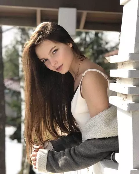 Miss Russia - 2018 Julia Polyacchina! ပန်း ဦး ရစ်သရဖူကိုနှင့်မလိုအပ်သောပ th ိပက္ခမပါဘဲဓာတ်ပုံ! 14894_5