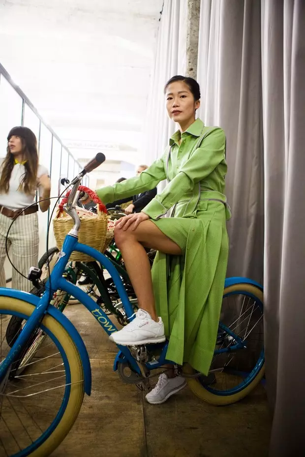 รูปภาพ№11 - Podium for Bicycles: แฟชั่นแสดง Electra ในโอกาสครบรอบ 25 ปีของแบรนด์