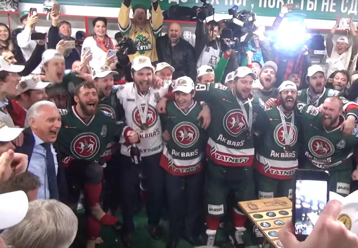 "Nur ehrliche Arbeit, BL ### wird zum Gagarin Cup führen!" Wie der alte Trainer "AK Bars" (Video)