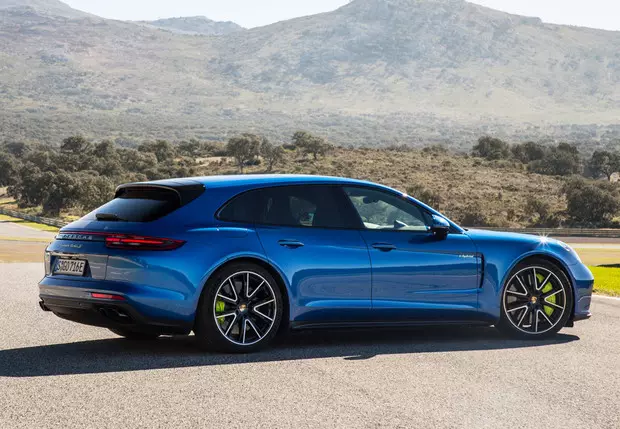 Hibriede Panamera Sport Turismo: Hy is nie 'n "skuur" nie!