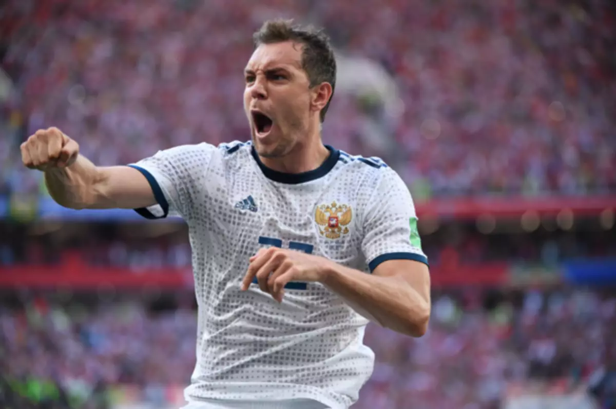 Artem Dzyuba: "Çok fazla bok bize döküldü! Ama şimdi çocuklar, Kayfan'a zaman! "