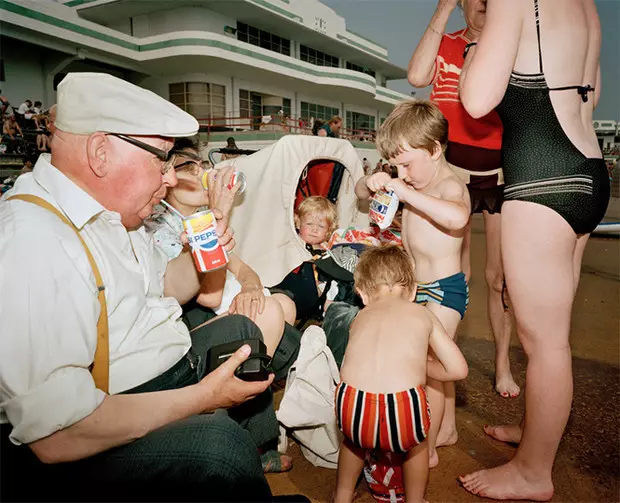 Foto №13 - Inferno turistico ordinario: fotografie del resort inglese negli anni '80