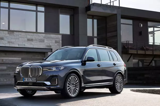 Inombolo ye-2 - Izibakala ezisibhozo zokuxhela malunga ne-BMW X7