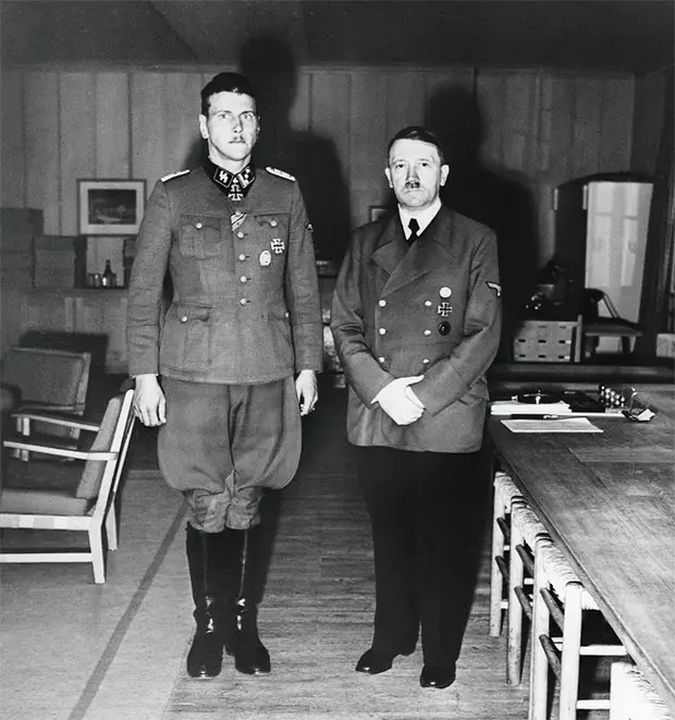 Otto at Adolf. 1943.