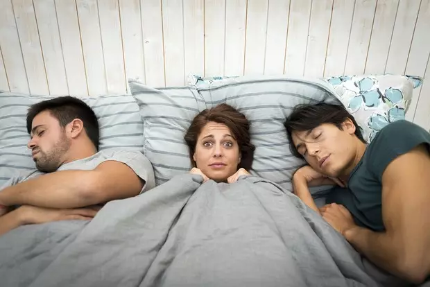 Photo №1 - 6 cases when a woman is lying in bed