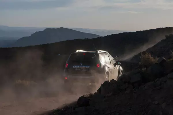 Renault Duster: Adakah anda membuang gula? 19162_8