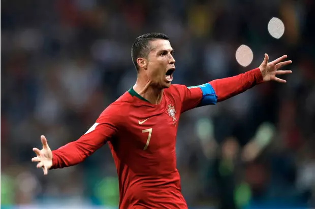 Fotografija broj 1 - Pitam se kako će ruski nacionalni tim zaustaviti ovaj cristiano Ronaldo?