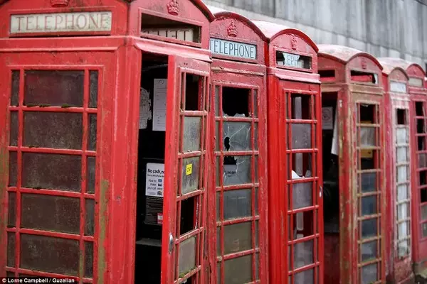 Telephone booth cemetery in Northern Yorkshire 22634_5