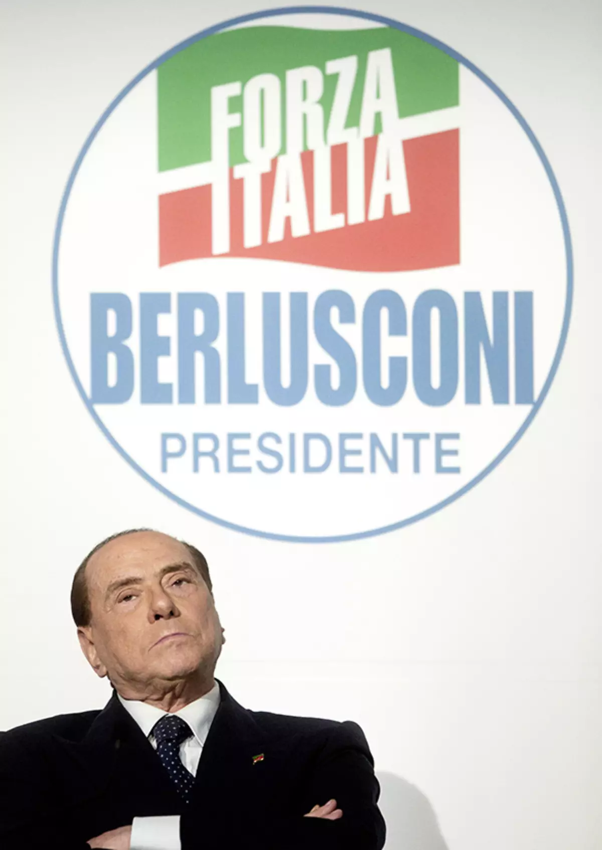 FOTO broj 6 - Međutim, skandal! Berlusconi: Nevjerojatne talijanske avanture u Italiji