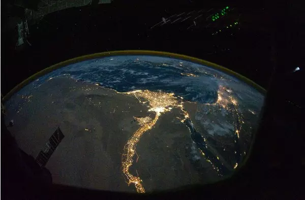 21 ISS: Най-интересните снимки с орбита (галерия) 22831_6