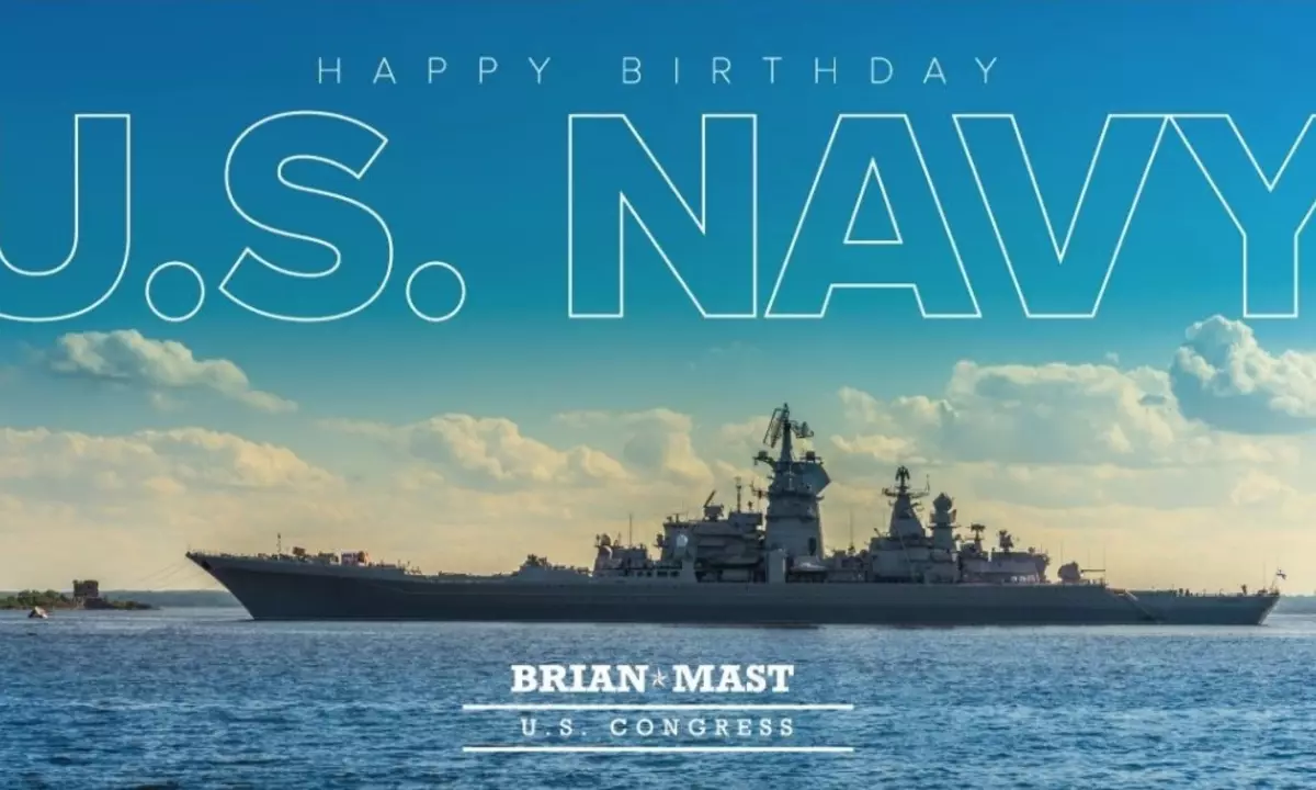 L'American Congressman si è congratulato con la US Navy con un anniversario del crociere russo