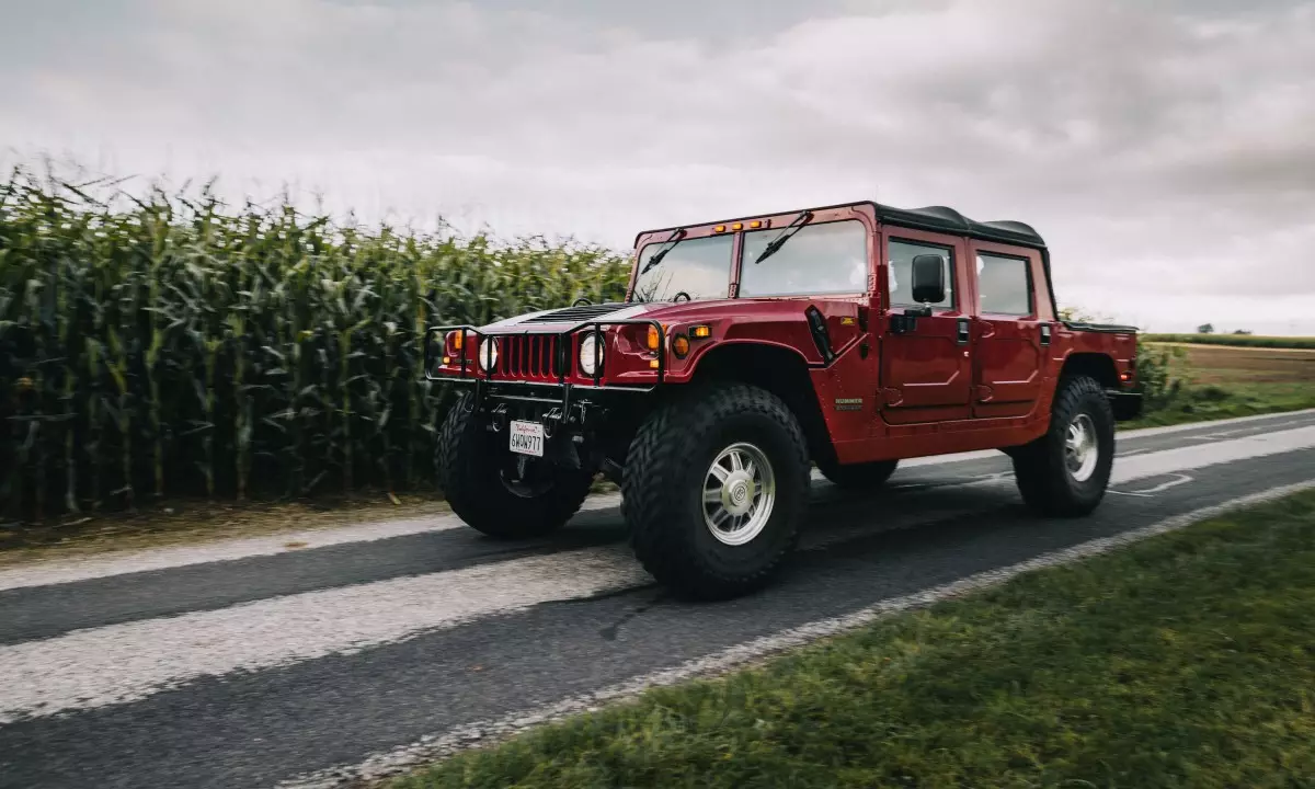 Hummer Suvs يمكن أن يعود إلى السوق.