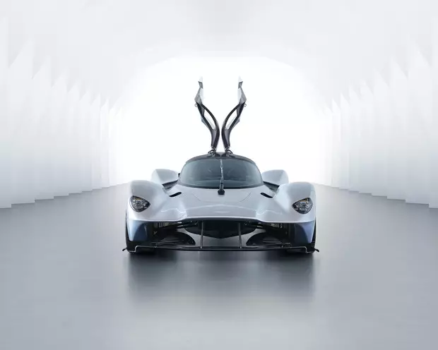 Aston Martin Valkyrie.