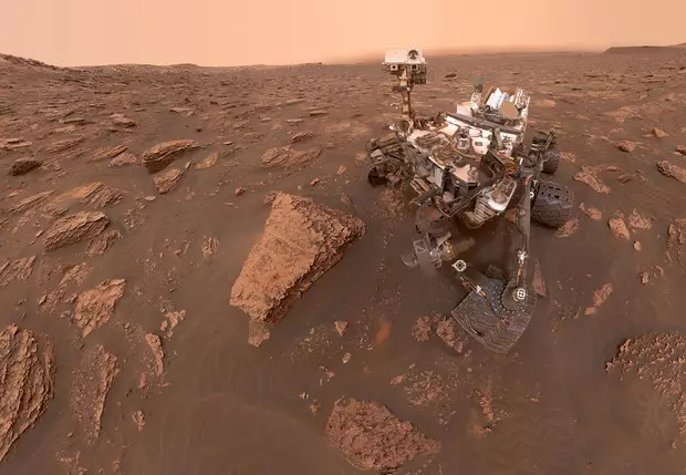 Scientists recorded the strange behavior of oxygen on Mars: it appears, it disappears