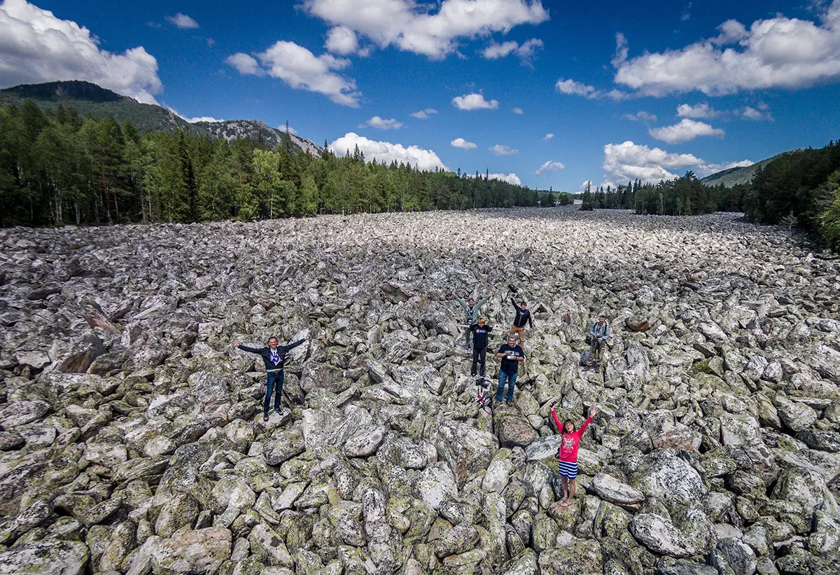 Inspekzioa Gunean: Stone River handia (taganay, Errusia)