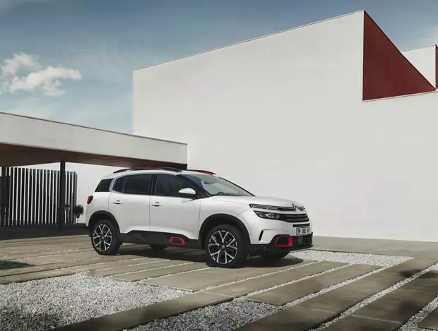 Apat na dahilan upang mahalin ang citroen c5 aircross