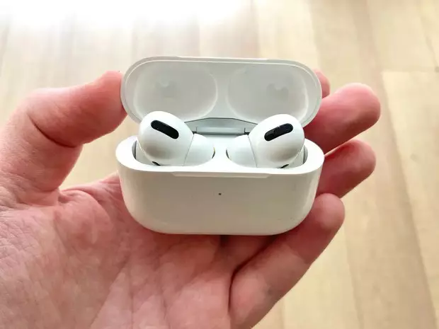 تصویر №1 ٹیسٹ AirPods پرو ہیڈ فون