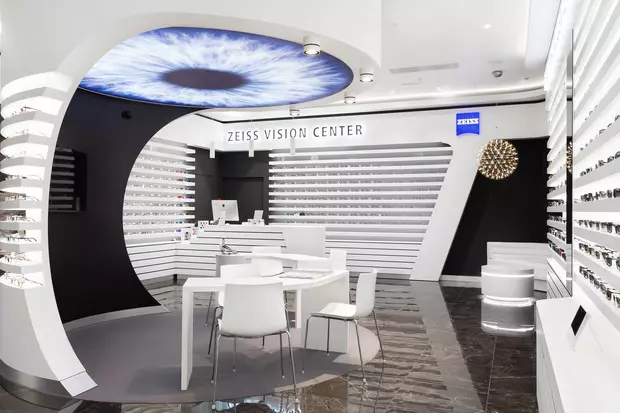 Si të kuptojmë se çfarë keni nevojë për syze, dhe çfarë të bëni pastaj: Këshilla Ekspert Zeiss Vision Center