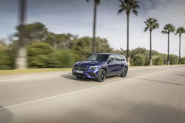 Mercedes-Benz GLB: Yedi kişiye hizmet veriyoruz 30403_40