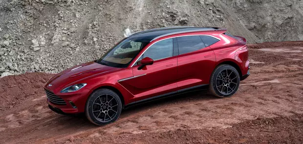 Litrato Numero 7 - Mga Main Cars 2019: Off-Road Aston Martin, Electric Porsche, Mad Pickup Tesla ug uban pa