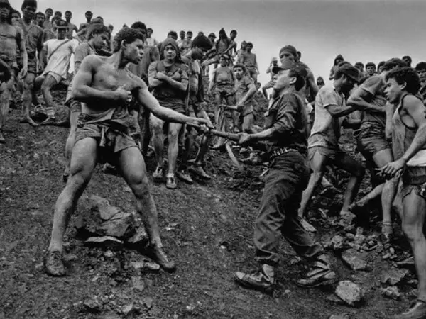 Cruel realidade de traballo na mina de Serra Pelad (20 fotos) 34216_9