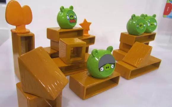 Angry Birds: Ketuk kayu 35005_3