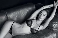 Megan Fox merkataritza-motor gisa